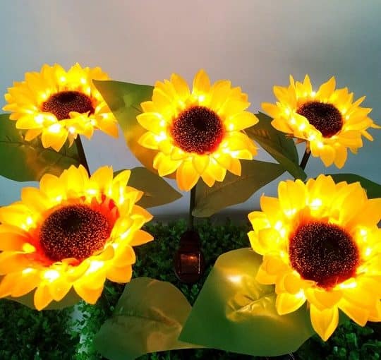 Sunflower Solar Garden Light | SmartLightPanel.com